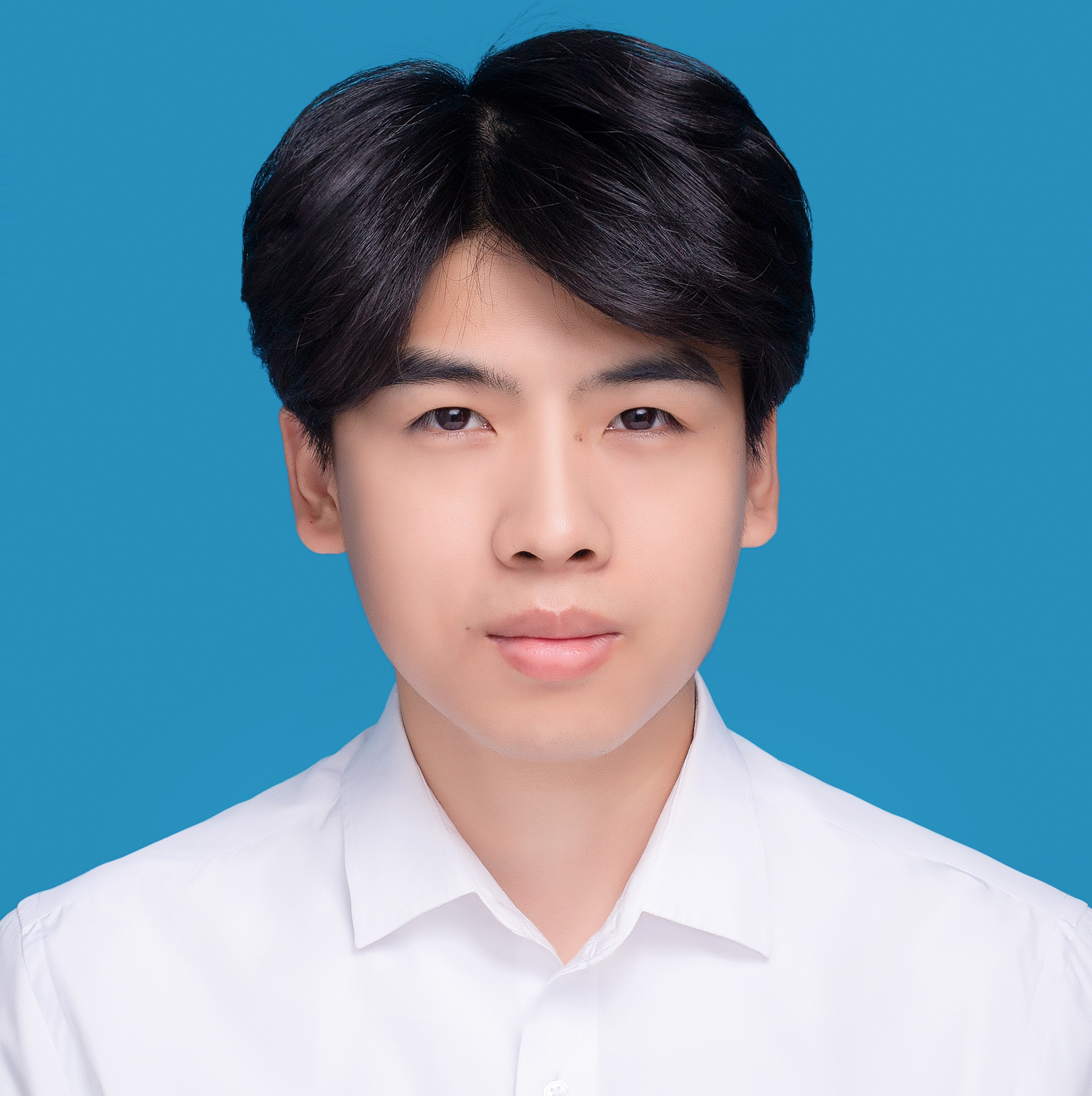 Yaofei Wang (王垚飞)